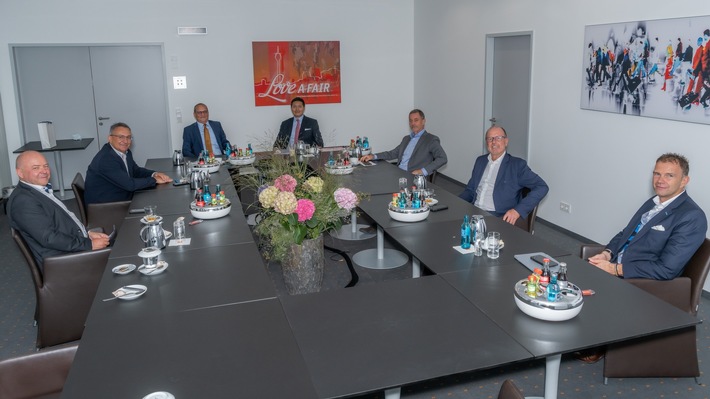 CIVD Board Members re-elected by a large majority - Caravaning